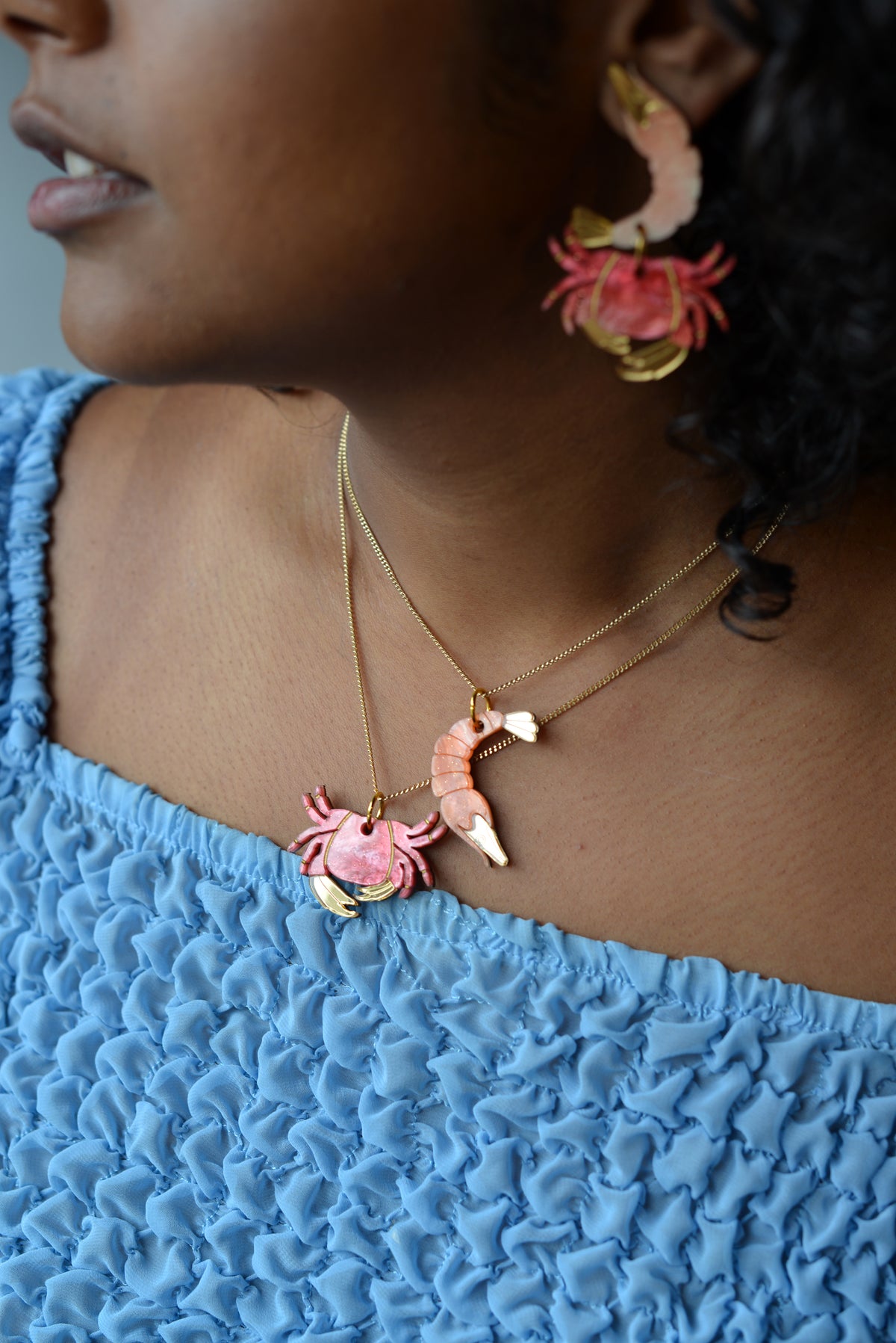 Prawn Necklace Pink – fizzgoespop