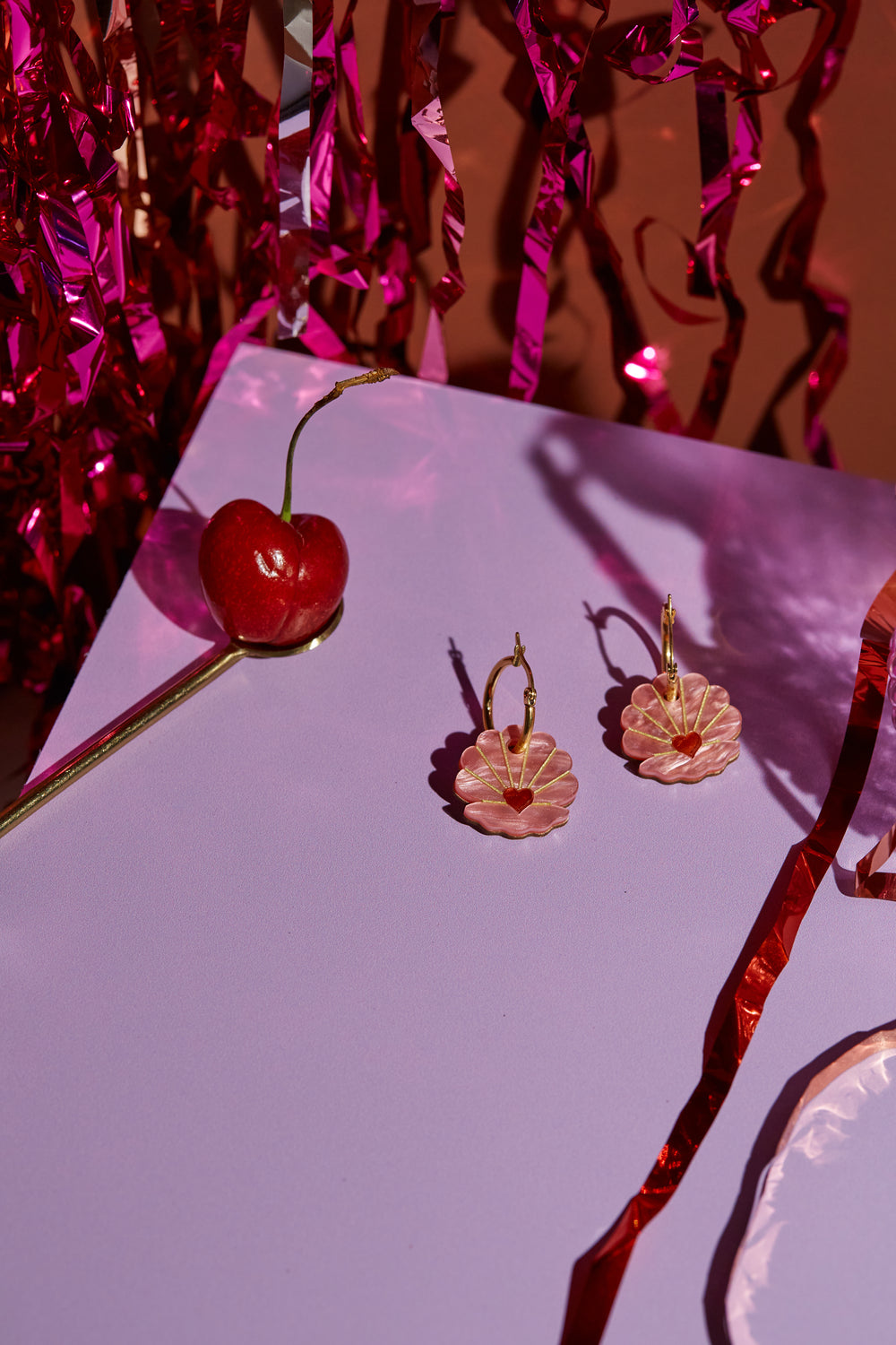 Pink Clam Hoops – fizzgoespop