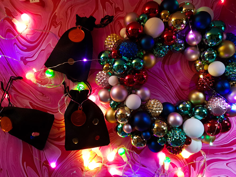 Laser cut gold perspex 30cm ruler – fizzgoespop