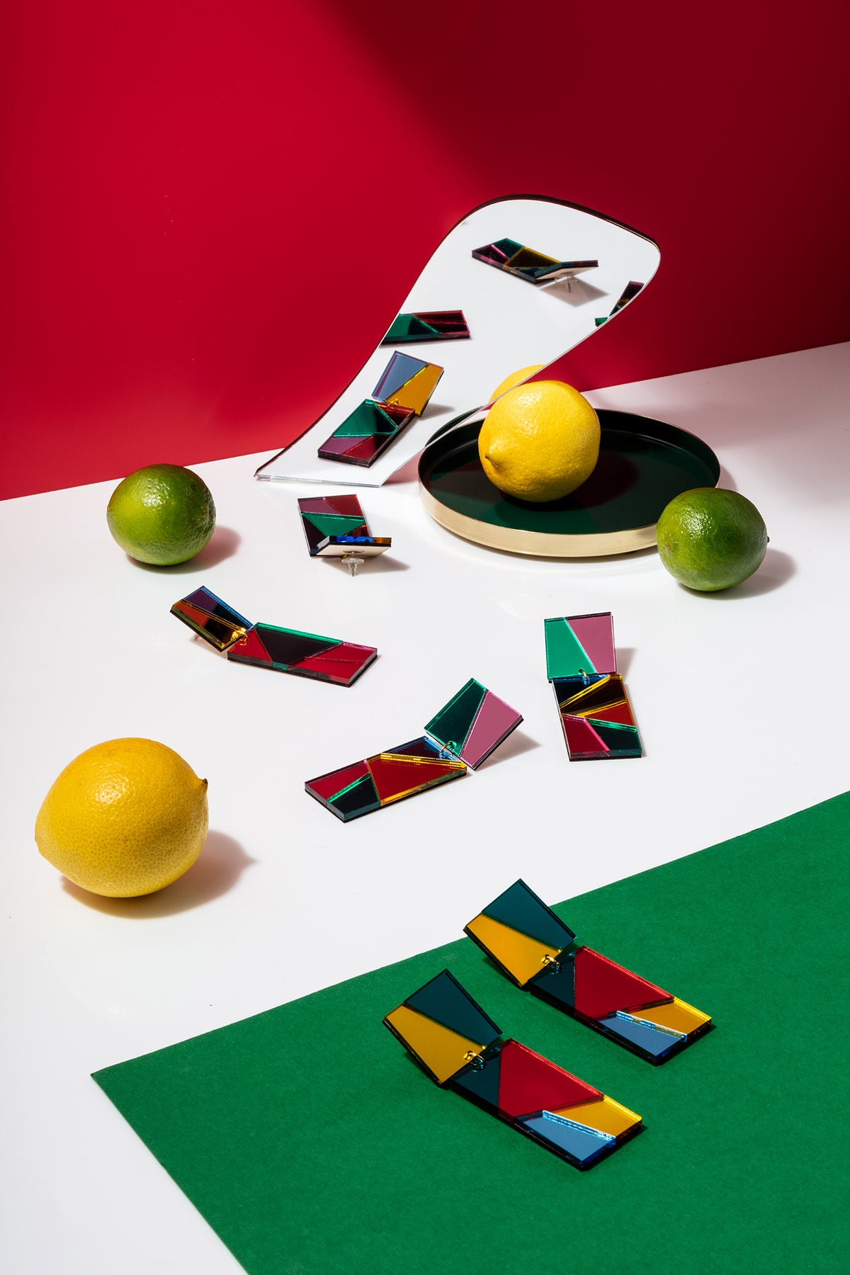 Laser cut perspex geo earring – fizzgoespop