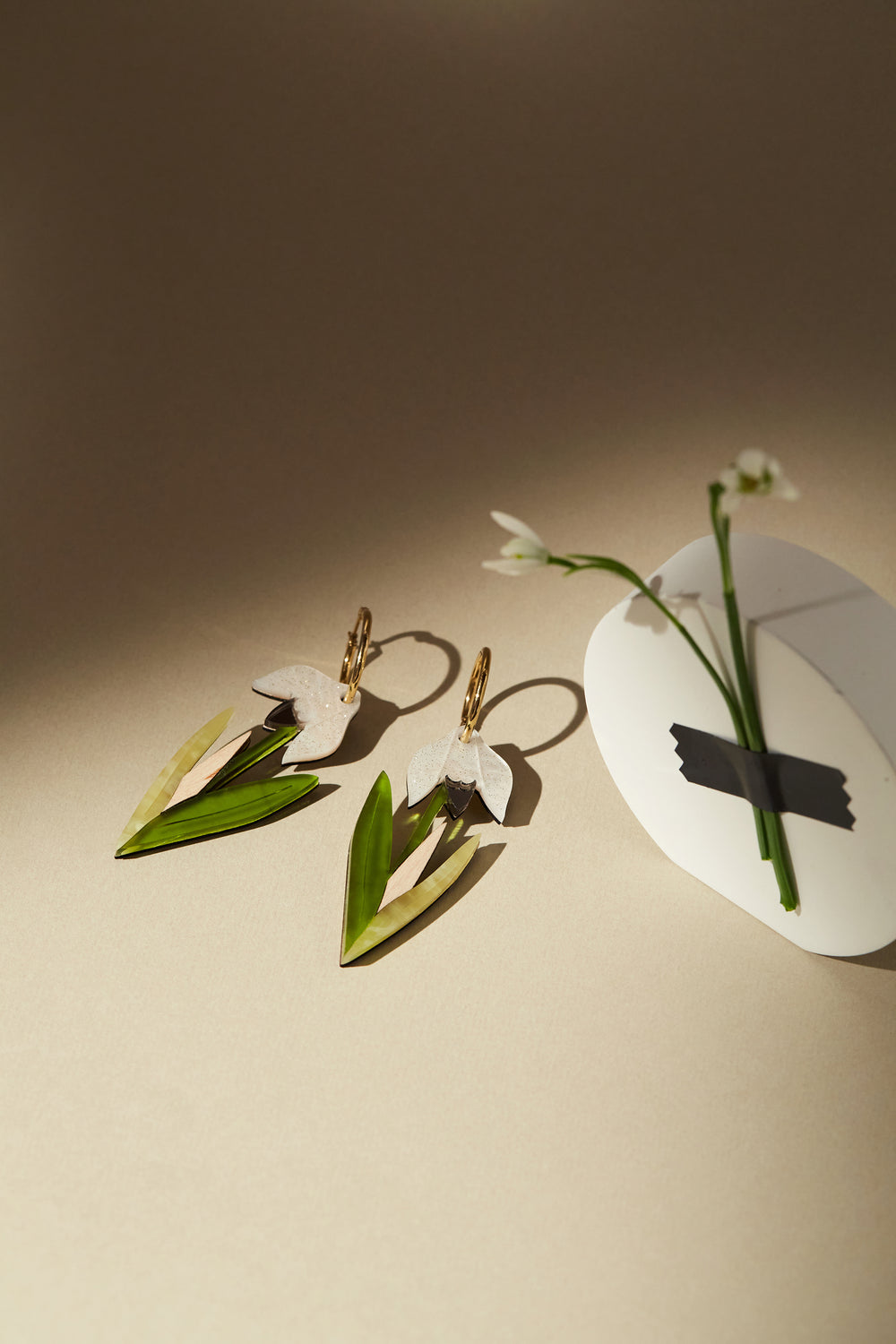 Snow drops and Forget Me Nots | fizzgoespop