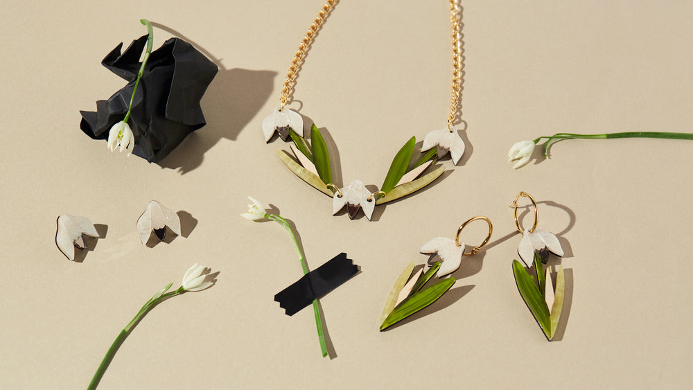 Snow drops and Forget Me Nots | fizzgoespop