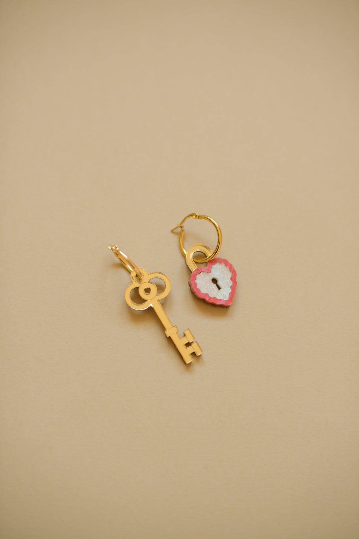 Mismatched Locket & Key Hoops RED – fizzgoespop